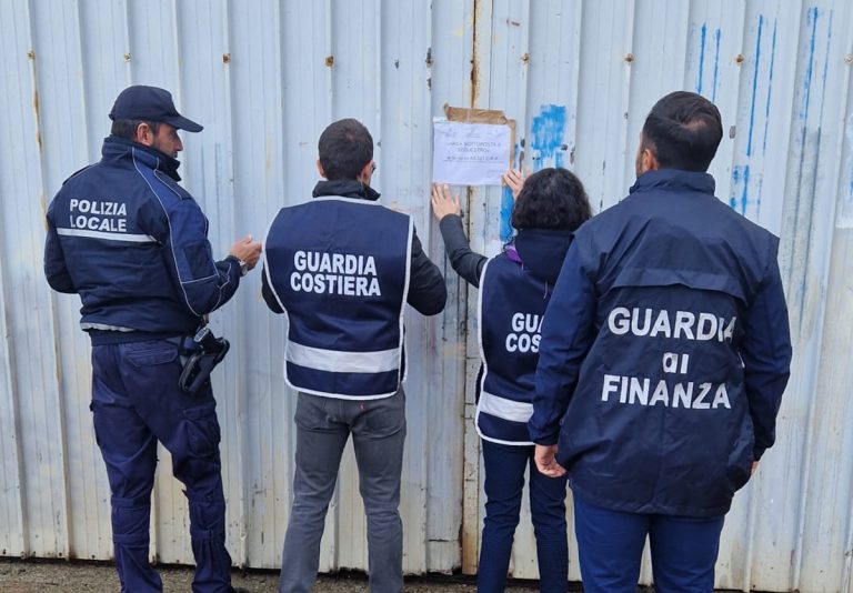 Ambiente, a Vibo Marina sequestrato cantiere navale: riscontrate ... Ambiente, a Vibo Marina sequestrato cantiere navale: riscontrate ...